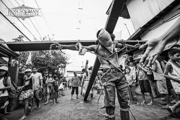 Travel Reportage: Good Friday Crucifixions In The Philippines | Ron ...